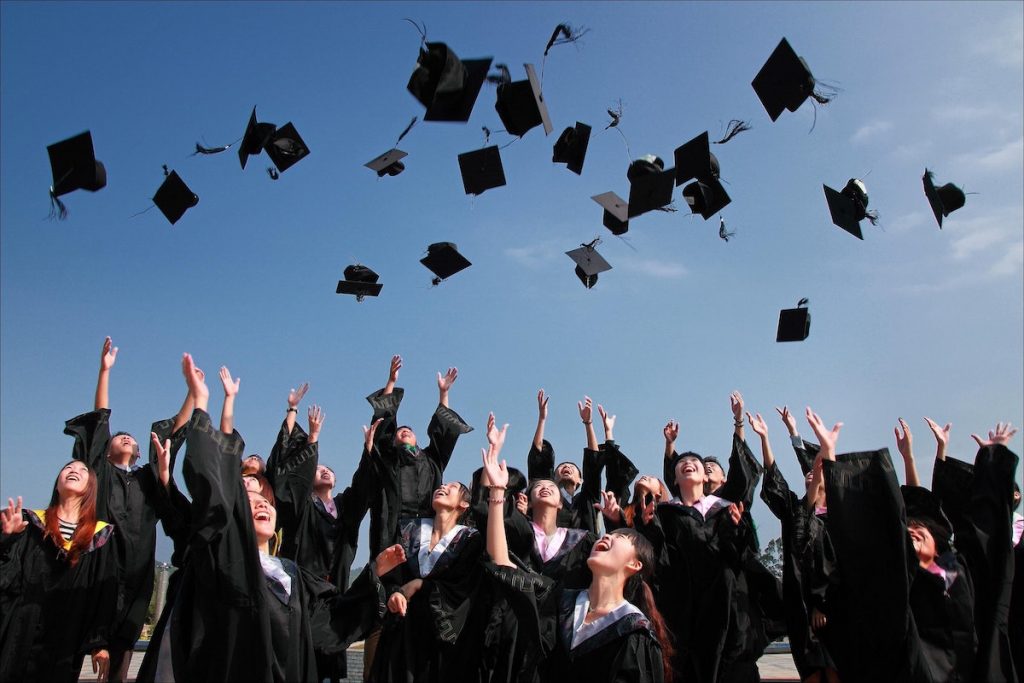 El mercado de las graduaciones en México - eBents Incubando Exitos